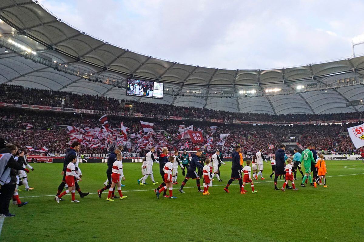 Mercedes-Benz Arena (Niemcy, Stuttgart) - pojemność, mecze, informacje ...