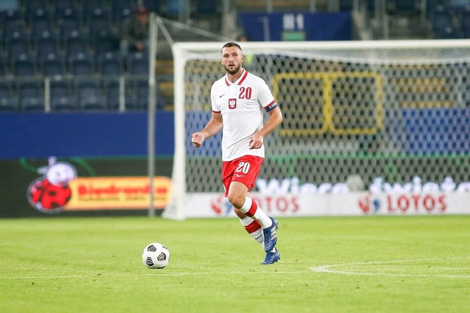 Walukiewicz ma dwie opcje. Chcą go kluby z Serie A - Goal.pl