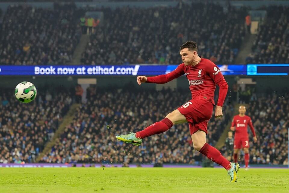 Robertson wyprzedził legendę odwiecznego rywala - Goal.pl