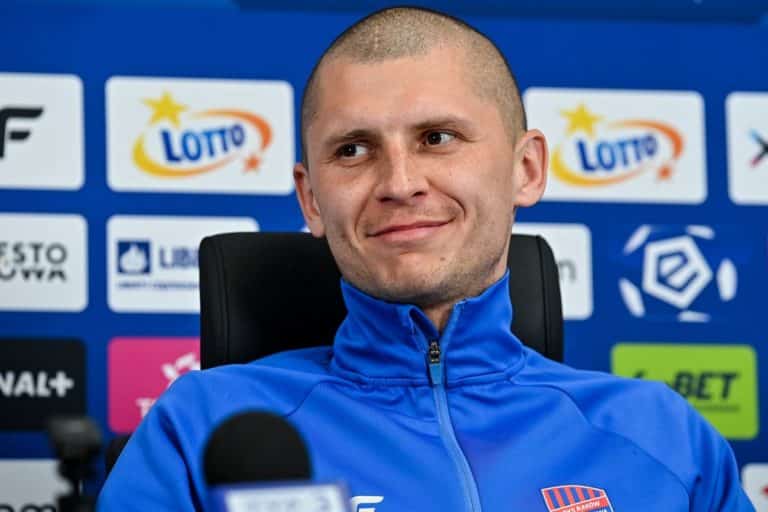 Dawid Szwarga: profil trenera - dane, informacje, historia kariery - Goal.pl