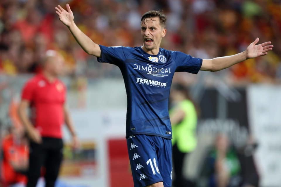 Transfery. Juliusz Letniowski zamienił Widzew na Ruch - Goal.pl