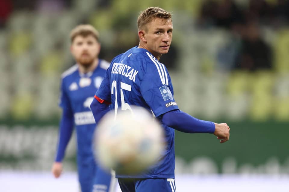 Transfery. Jakub Rzeźniczak wylądował w 2 Lidze - Goal.pl