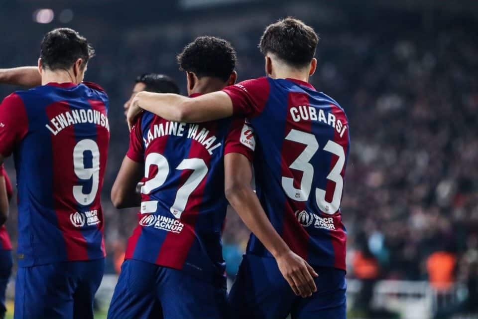 FC Barcelona może odetchnąć z ulgą. Młoda gwiazda zostanie - Goal.pl