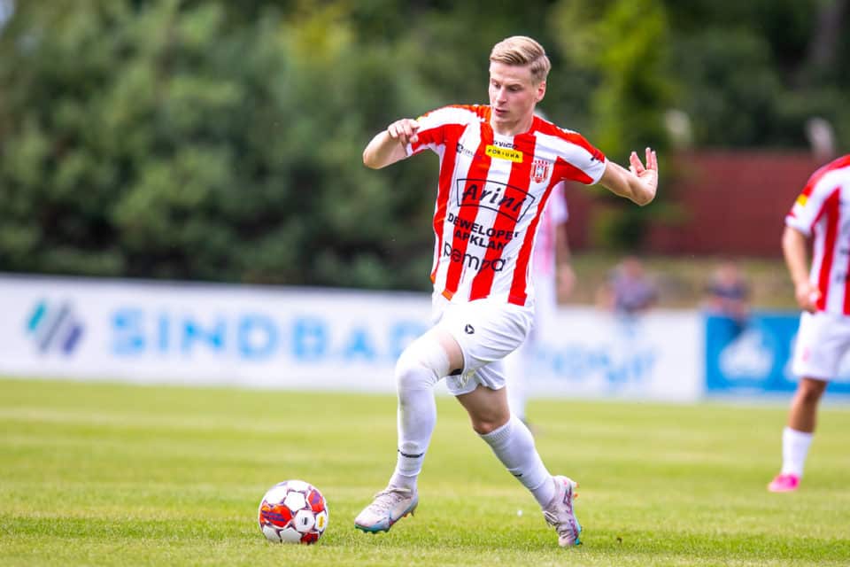 Wisła Kraków potwierdza. Pomocnik oficjalnie dołącza do zespołu - Goal.pl