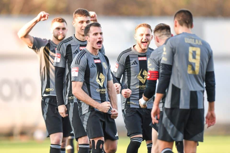 Olimpia Grudziądz - Pogoń Grodzisk Mazowiecki: goście coraz bliżej awansu - Goal.pl