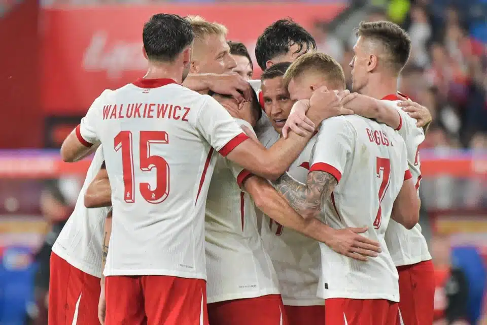 Kto skomentuje mecz Finlandia - Polska? Znamy komentatorów! - Goal.pl Kto skomentuje mecz Finlandia - Polska? Znamy komentatorów! - Goal.pl