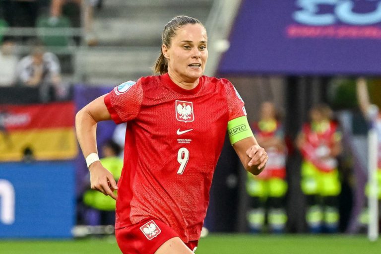 Polska - Szwecja: transmisja i stream. Gdzie oglądać na żywo mecz Polski na Euro 2025? (08.07. ...